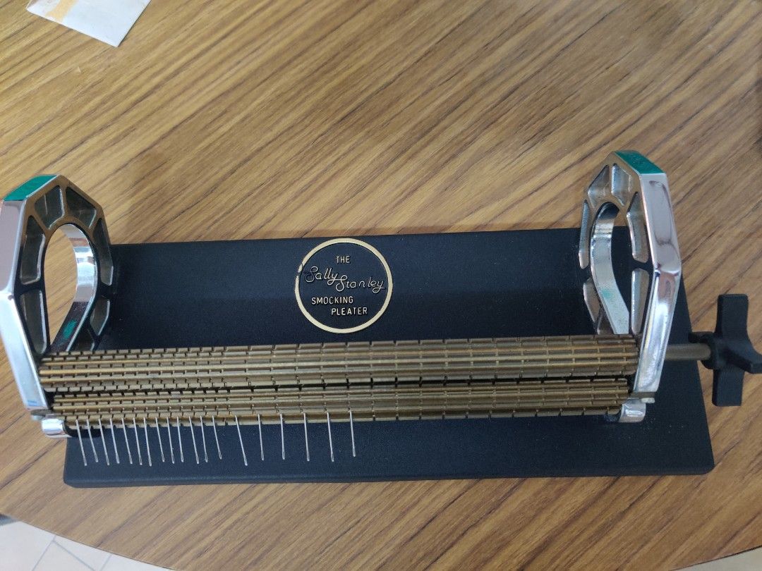 Sally Stanley pleater, Hobbies & Toys, Stationery & Craft, Craft ...