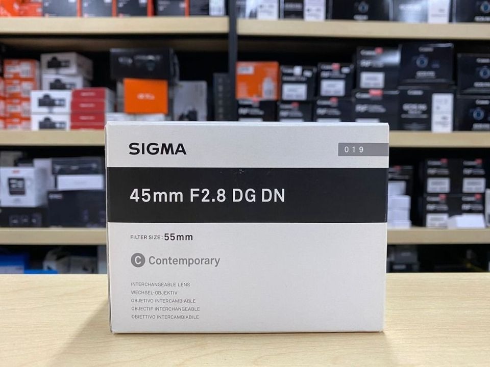 Sigma 45mm f/2.8 DG DN Contemporary Lens, Photography, Lens & Kits on Carousell