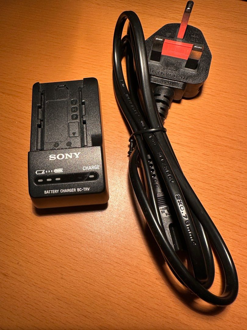 Sony HDR-CX290E HD 1920 x 1080 Exmor R CMOS Digital Camera Recorder DV ...