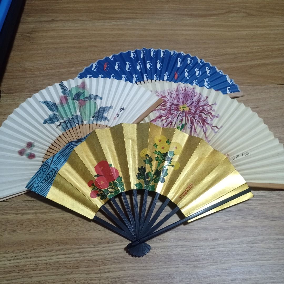 JAPANESE PAPER FAN (SOLD PER PIECE), Hobbies & Toys, Stationary & Craft ...