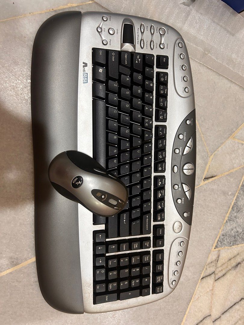 Anti RSI wireless keyboard, Computers & Tech, Parts & Accessories ...