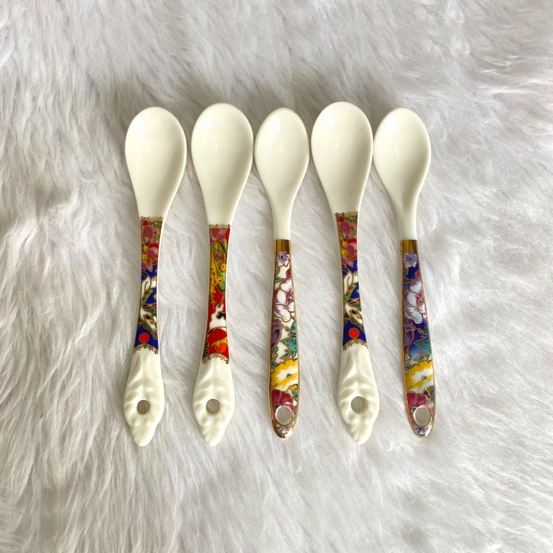 Chum Bone Ivory White Painted Ceramic Spoons, Furniture & Home Living ...