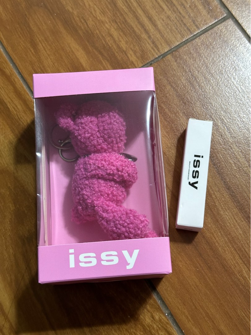 Issy Bear Lip Hugger with Mousse Lip Tint (Slip), Beauty & Personal ...