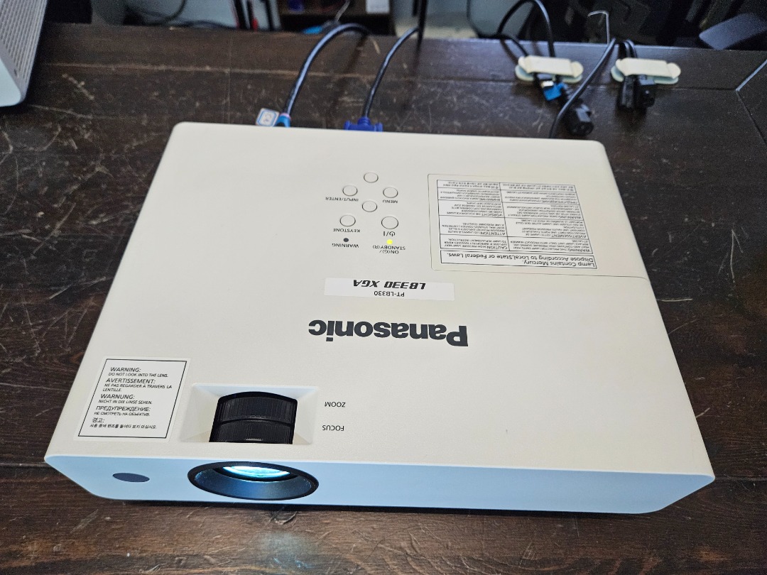 LCD Projector PANASONIC Bright, TV & Home Appliances, TV ...