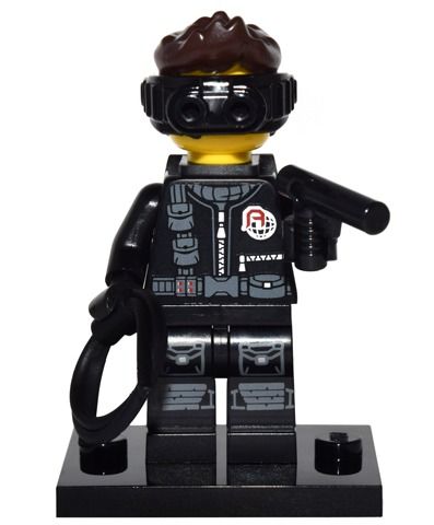 LEGOMinifigure Spy, Series 16 (Complete Set with Stand and Accessories ...