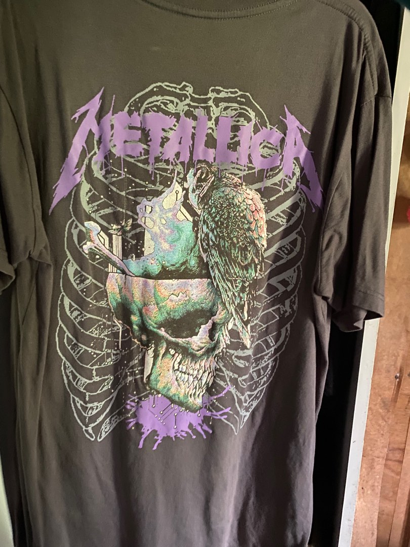 Metallica Scapp Production Butik, Men's Fashion, Activewear on Carousell