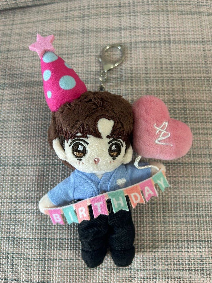 Mirror Anson Lo 盧瀚霆 Little Anson 2024 生日版Tiny Anson $500, 興趣及遊戲, 收藏品及 ...