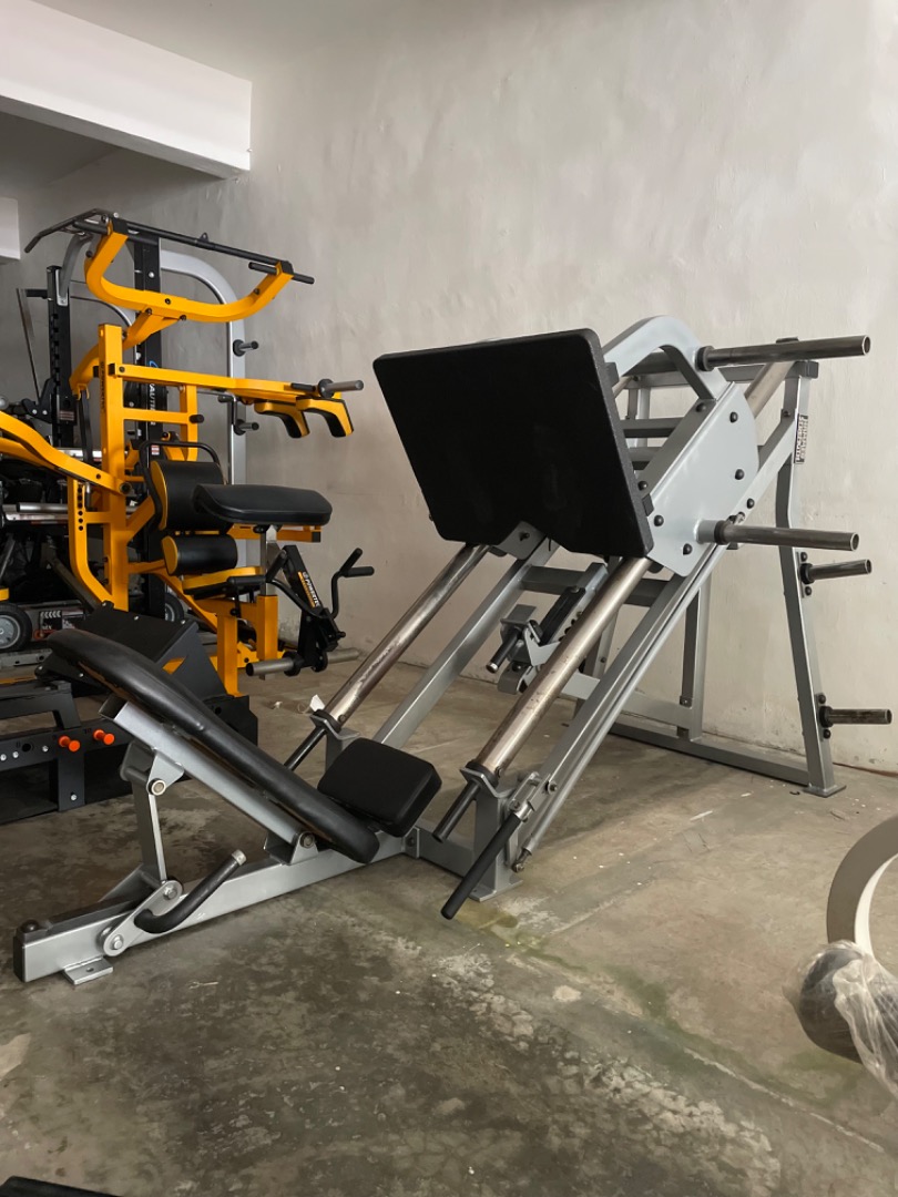 Original old school model hammer strength 45 degree roller type leg ...