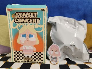 Pop Mart Crybaby Sunset Concert Graduation Season (Secret), Hobbies ...