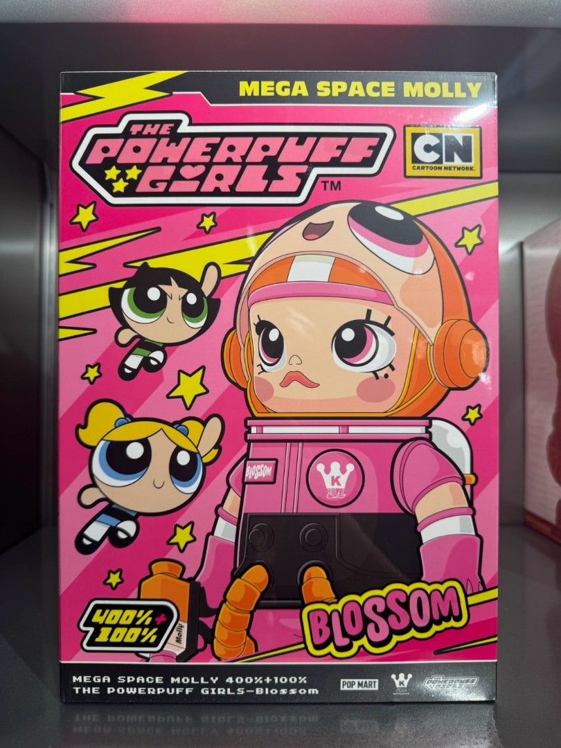 POPMART MOLLY & LABUBU 400%, Hobbies & Toys, Toys & Games on Carousell