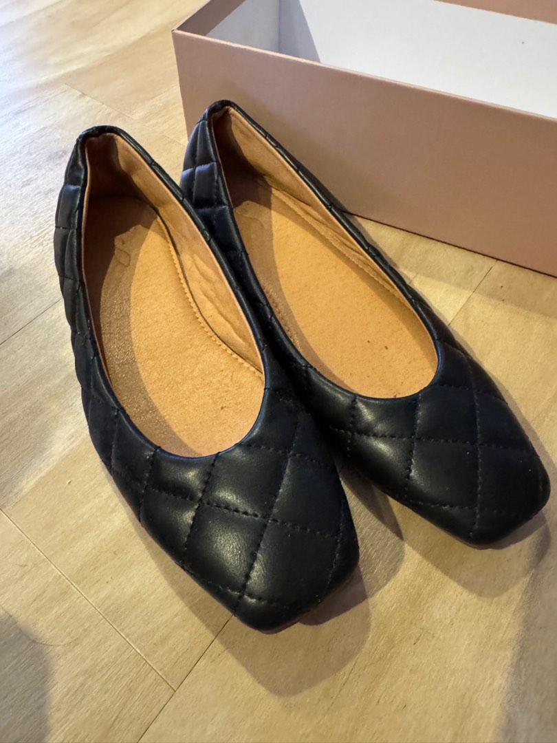 Sunday staples Quilted Pumps in Black, Women's Fashion, Footwear, Flats ...