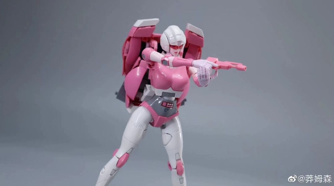 Transformers Night Rose RT01 Arcee RC Autobot Sports Car Robot Sexy Girl Mecha Figure MP51 Model ...