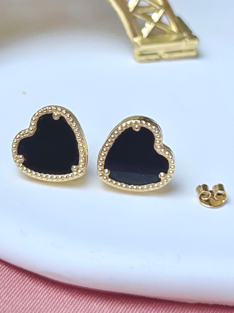 18K SAUDI GOLD VCA BLACK HEART EARRINGS, Women's Fashion, Jewelry ...