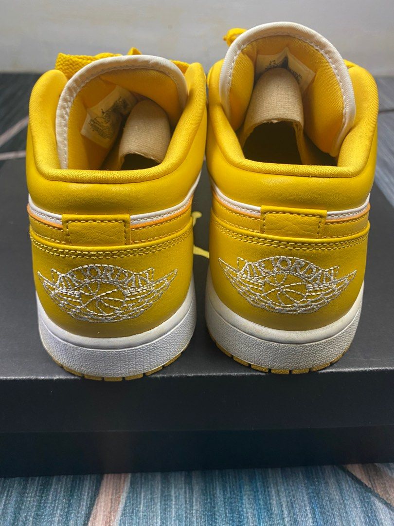 AIR JORDAN 1 LOW POLLEN MAN, Men's Fashion, Footwear, Sneakers on Carousell