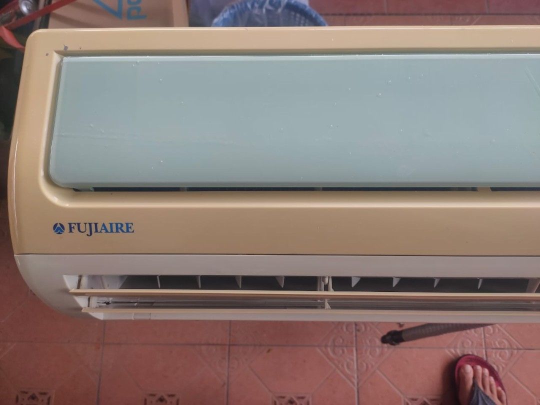 Aircond Fujiaire 1.5hp, TV & Home Appliances, Air Conditioners & Heating on Carousell