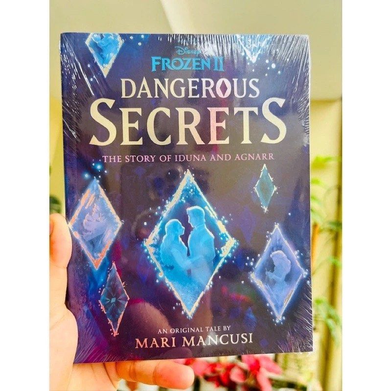 Book Ryan Holiday The Obstacle Is The Way Dangerous Secrets Mari ...