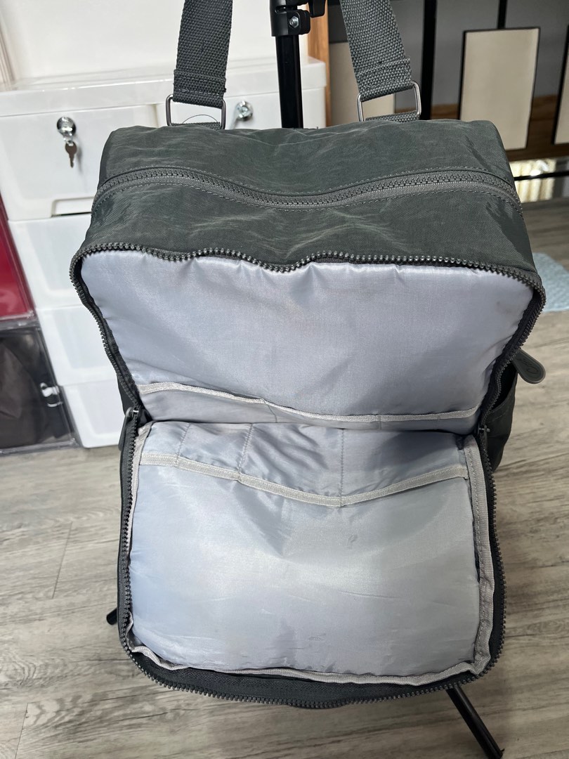 COSE laptop bag, Women's Fashion, Bags & Wallets, Backpacks on Carousell