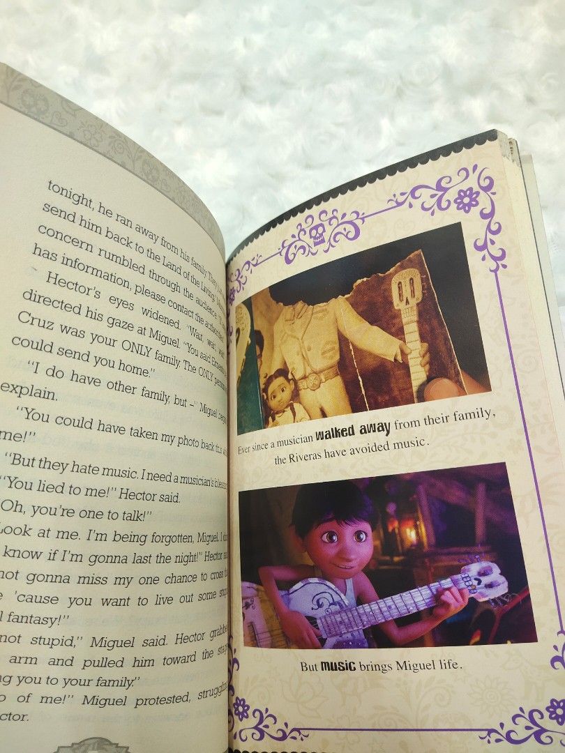 Disney x COCO Book Of The Film, Hobbies & Toys, Books & Magazines ...