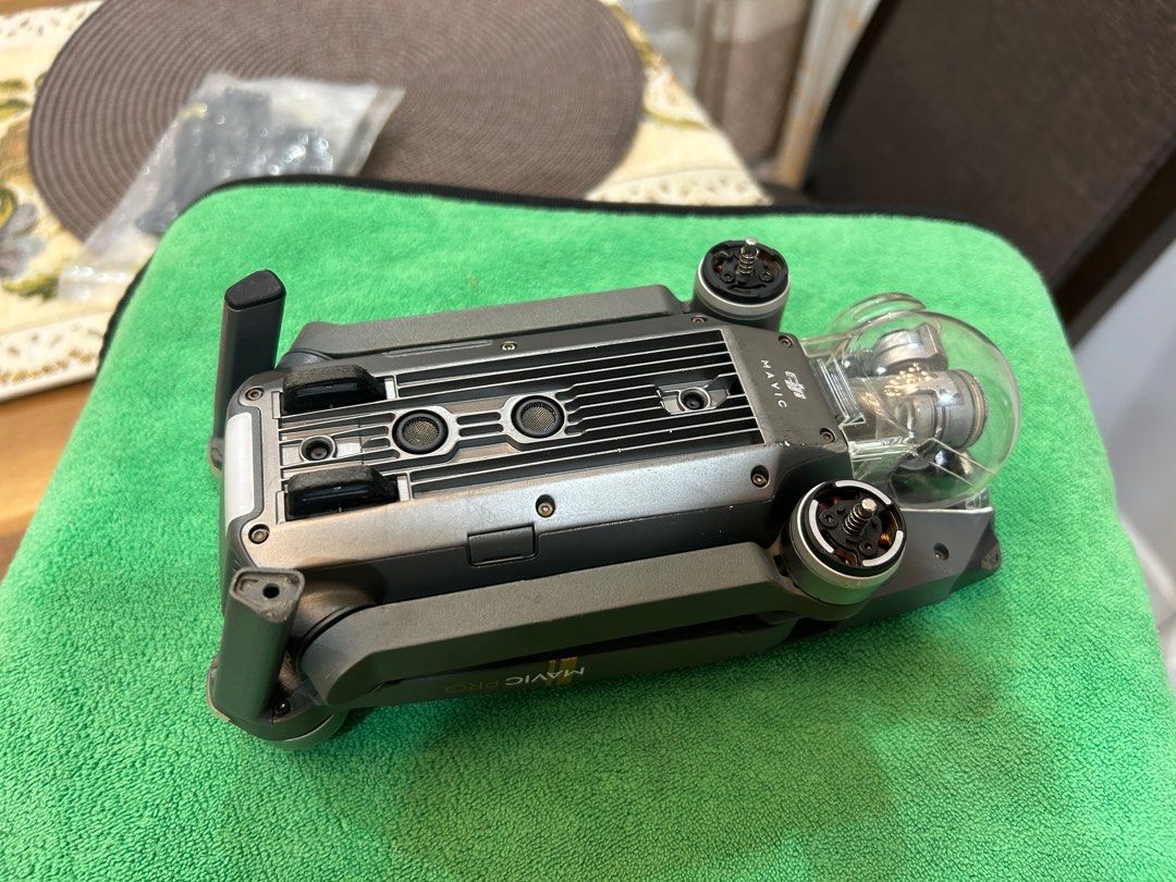 DJI Mavic Pro FMC Full Set with Hardcase, Photography, Drones on Carousell