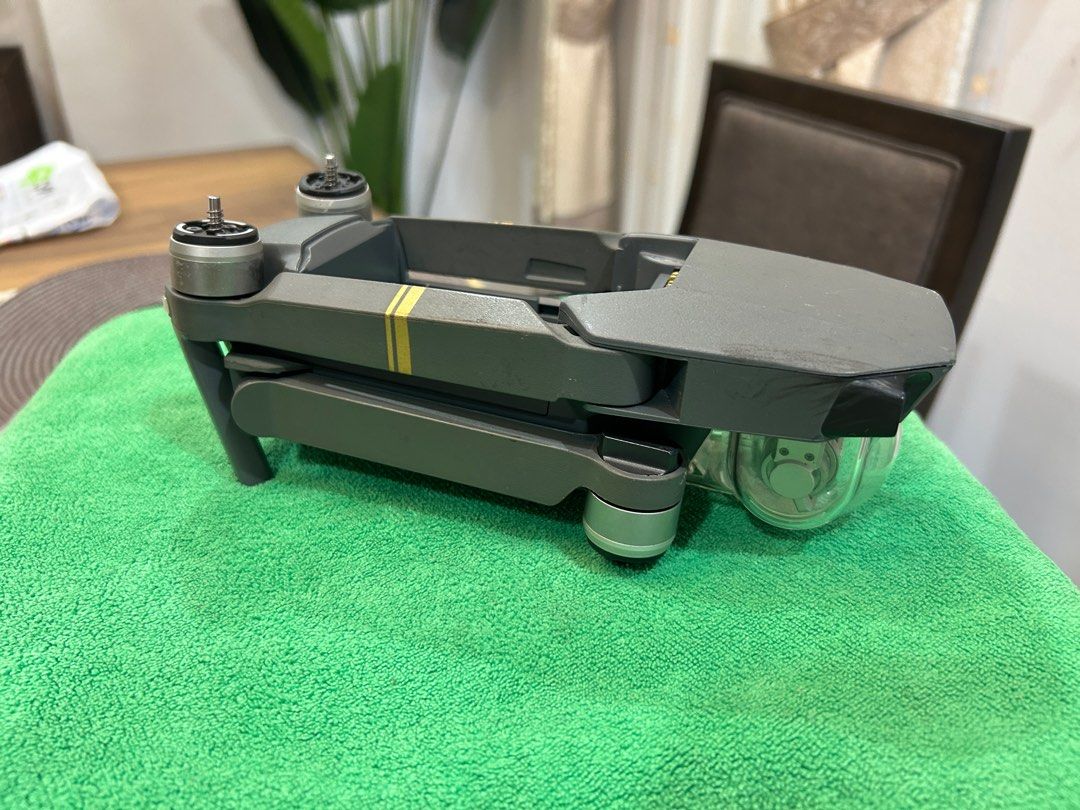 DJI Mavic Pro FMC Full Set with Hardcase, Photography, Drones on Carousell