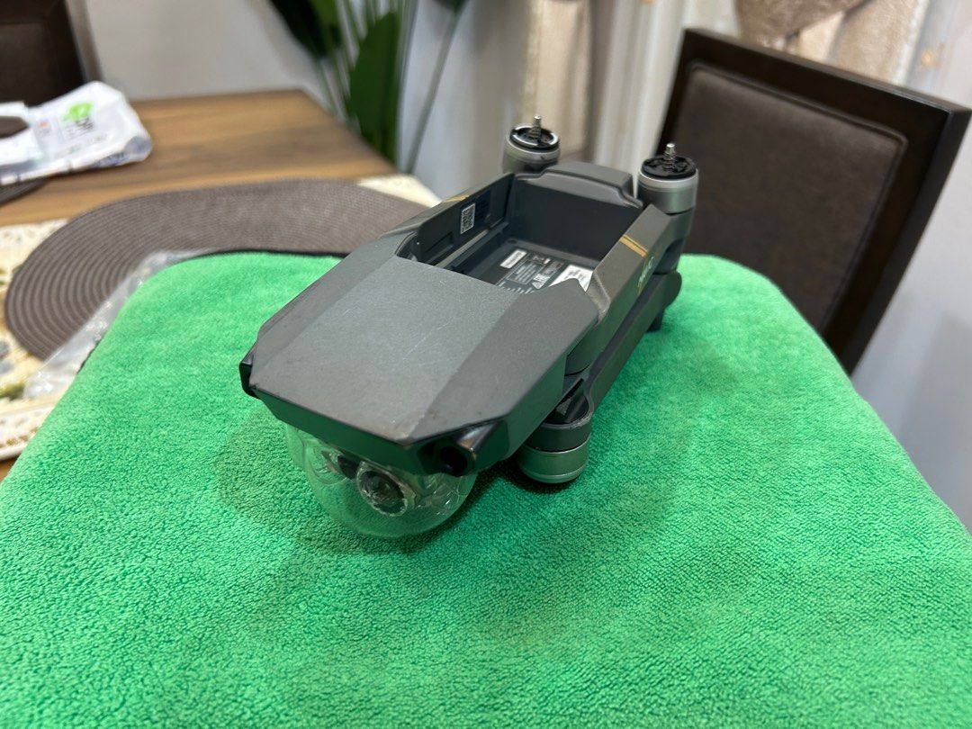 DJI Mavic Pro FMC Full Set with Hardcase, Photography, Drones on Carousell