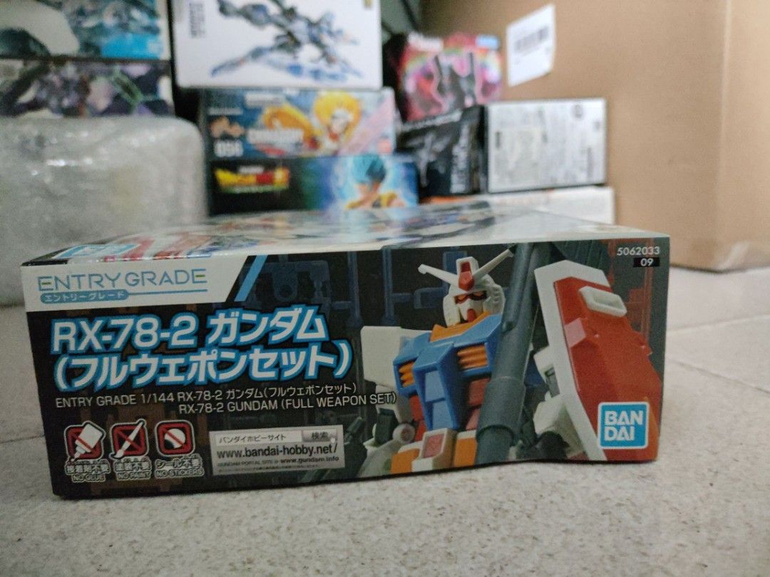 EG / Entry Grade RX-78-2 Gundam Full Weapon Set ver., Hobbies & Toys, Toys & Games on Carousell
