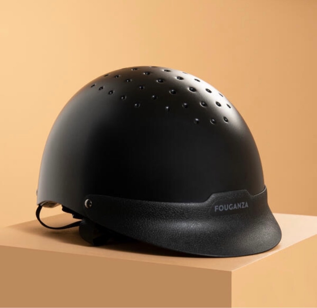 Helm berkuda anak size S, Olah Raga, Perlengkapan Olahraga Lainnya di ...