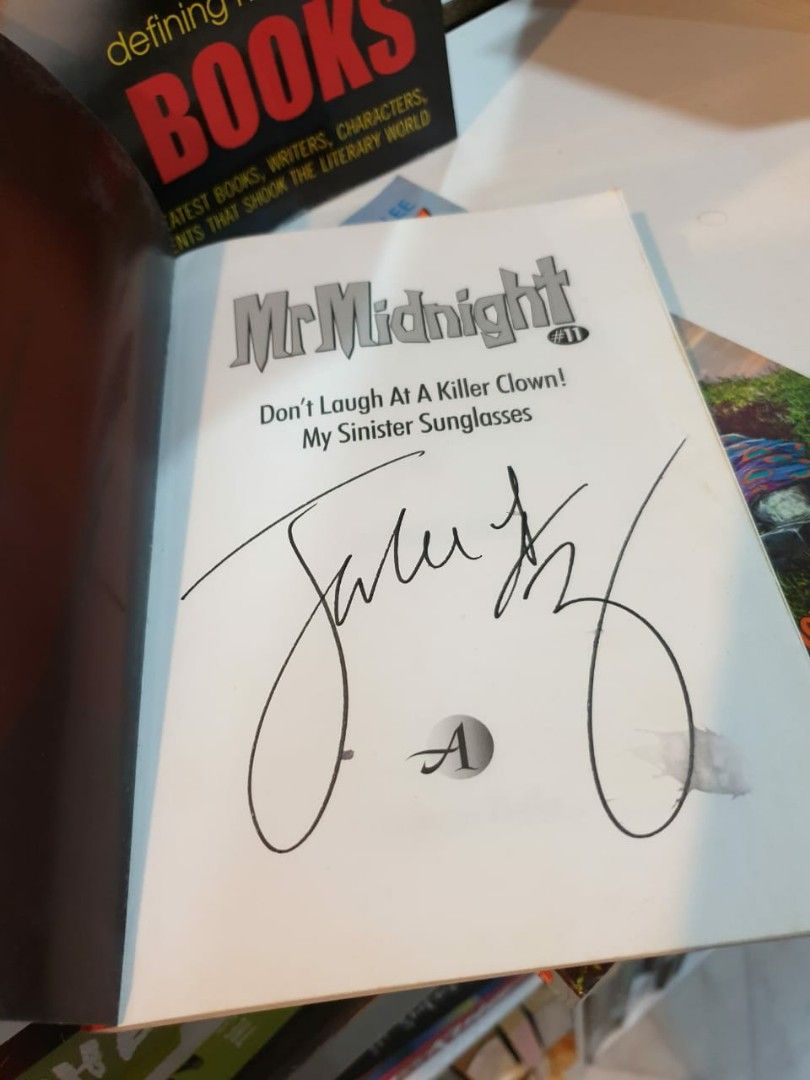JAMES LEE book bundle (1 of the books is autographed / signed by the ...