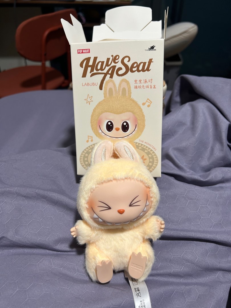 Labubu V2 SISI, Hobbies & Toys, Toys & Games on Carousell