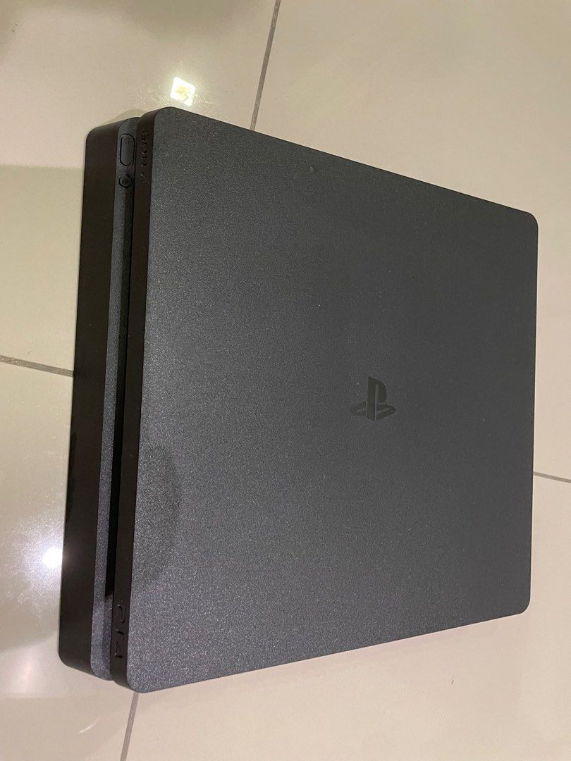 Double the Fun: PS4 500GB Console with TWO Controllers & Original Box!, Video Gaming, Video Game ...