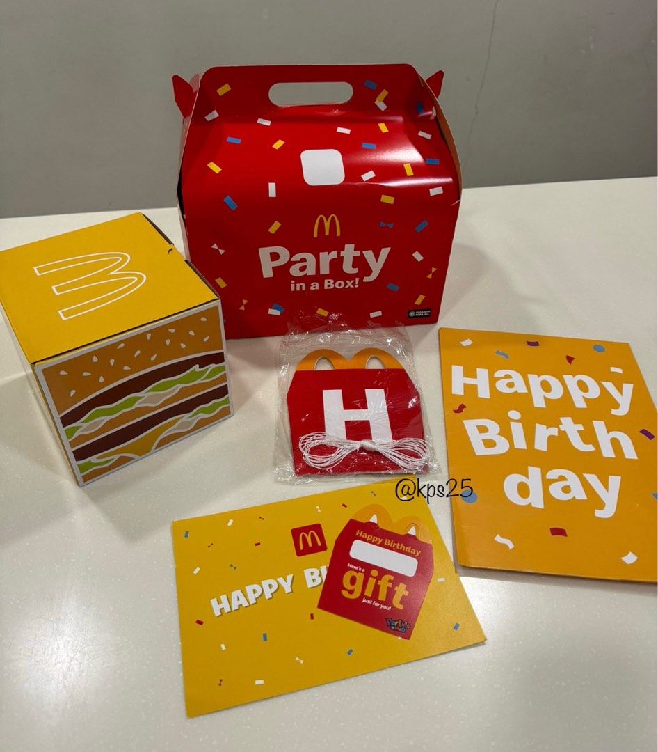 McD Party Gift Set, Hobbies & Toys, Collectibles & Memorabilia, Fan ...