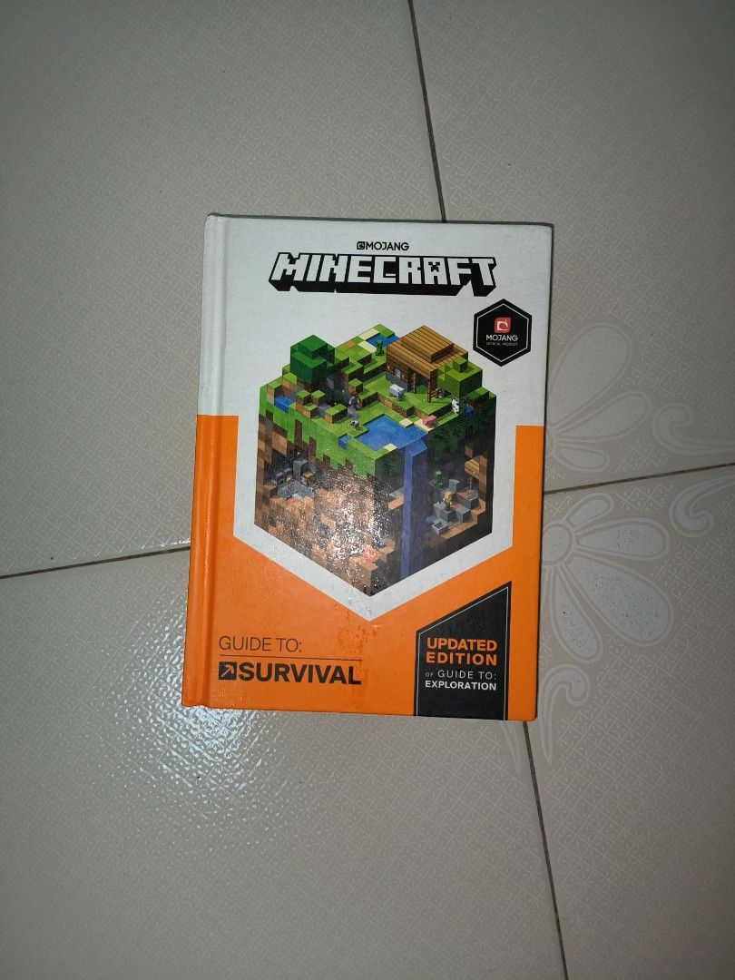 Minecraft book guibe, Hobbies & Toys, Books & Magazines, Comics & Manga ...