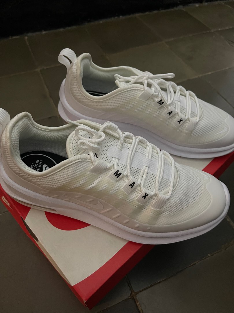 Nike Air Max Axis, Fesyen Wanita, Sepatu di Carousell
