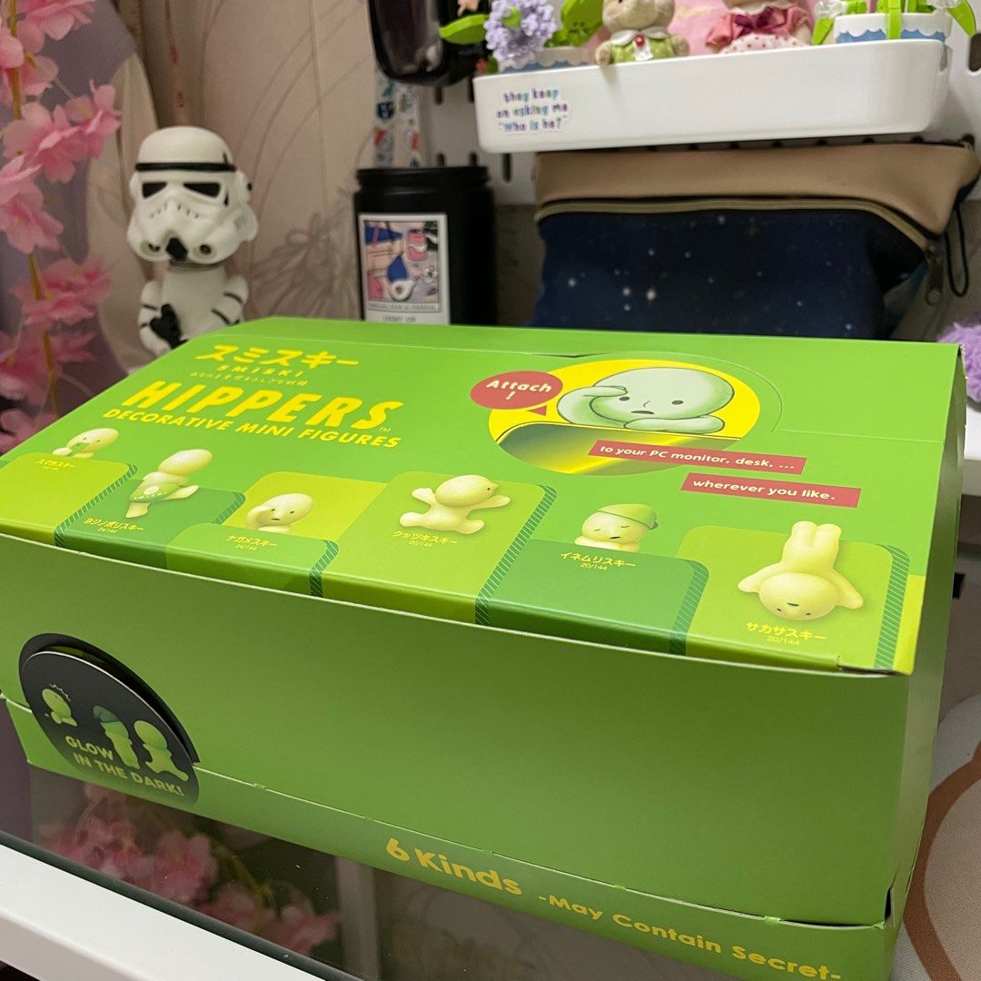 SEALED Smiski Hippers Series - Smiski Underwear/Trying To Climb (Tags ...