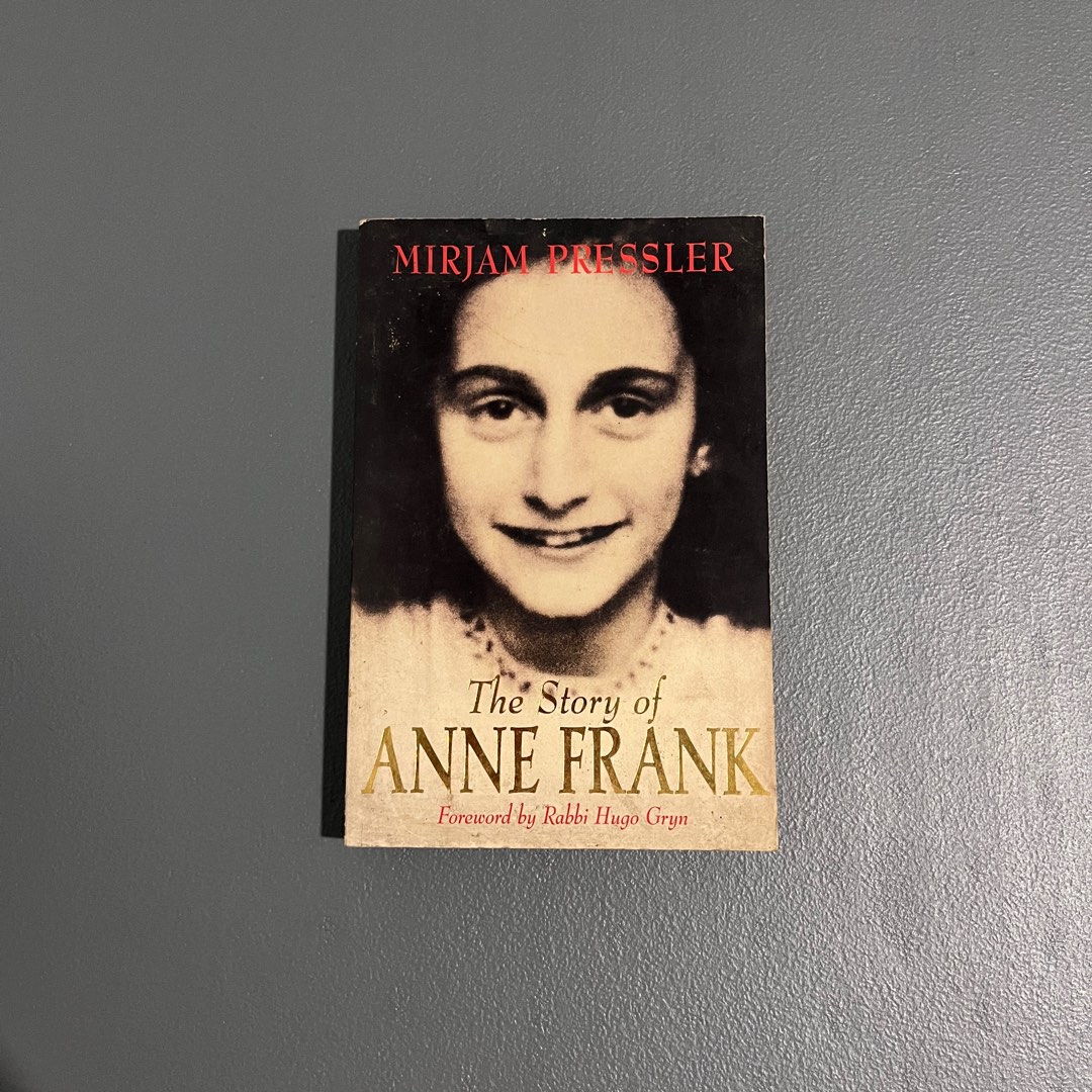 The Story of Anne Frank Foreword by Rabbi Hugo Gryn, Hobbies & Toys ...