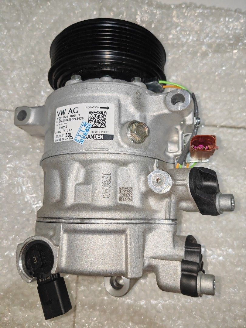 VW Aircon Compressor Passat, Car Accessories, Accessories on Carousell