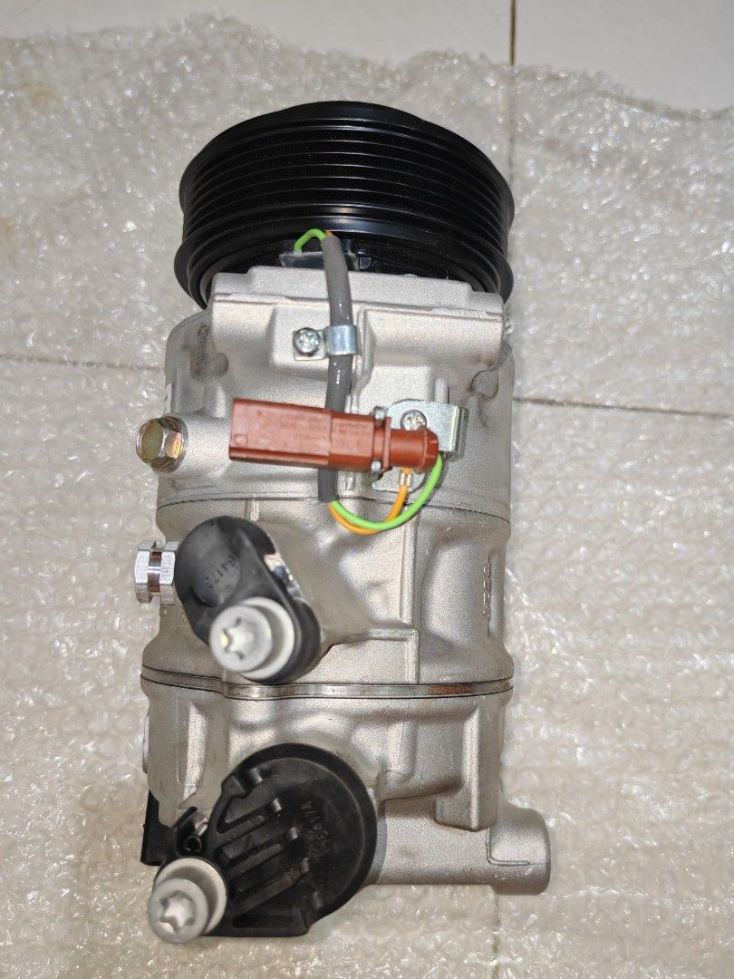 VW Aircon Compressor Passat, Car Accessories, Accessories on Carousell