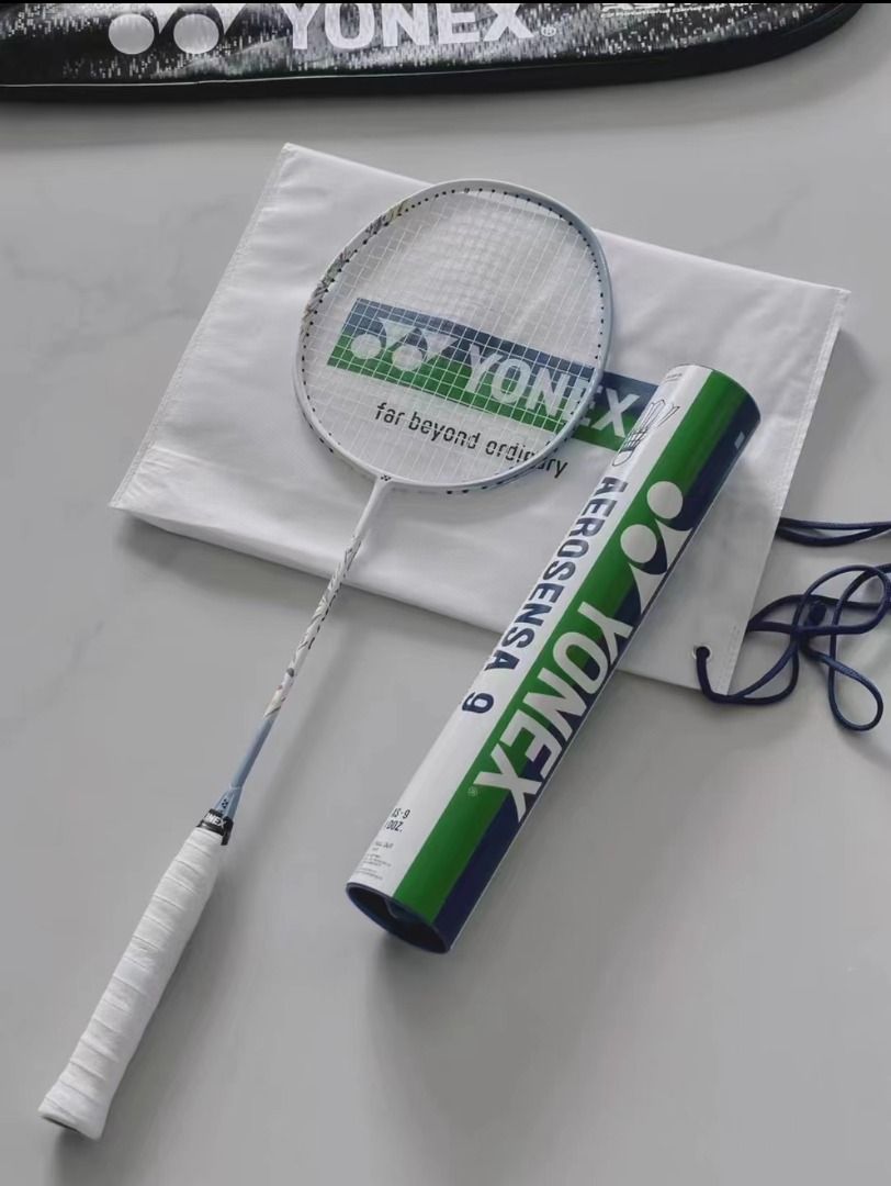 YONEX尤尼克斯天斧AX-70 女神專用拍超輕全碳素進攻型羽毛球拍, 運動產品, 運動與體育, 運動與體育 - 球拍和球類運動 ...