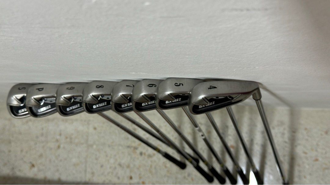 Beginner iron set ( GX922Z ), Sports Equipment, Sports & Games, Golf on ...