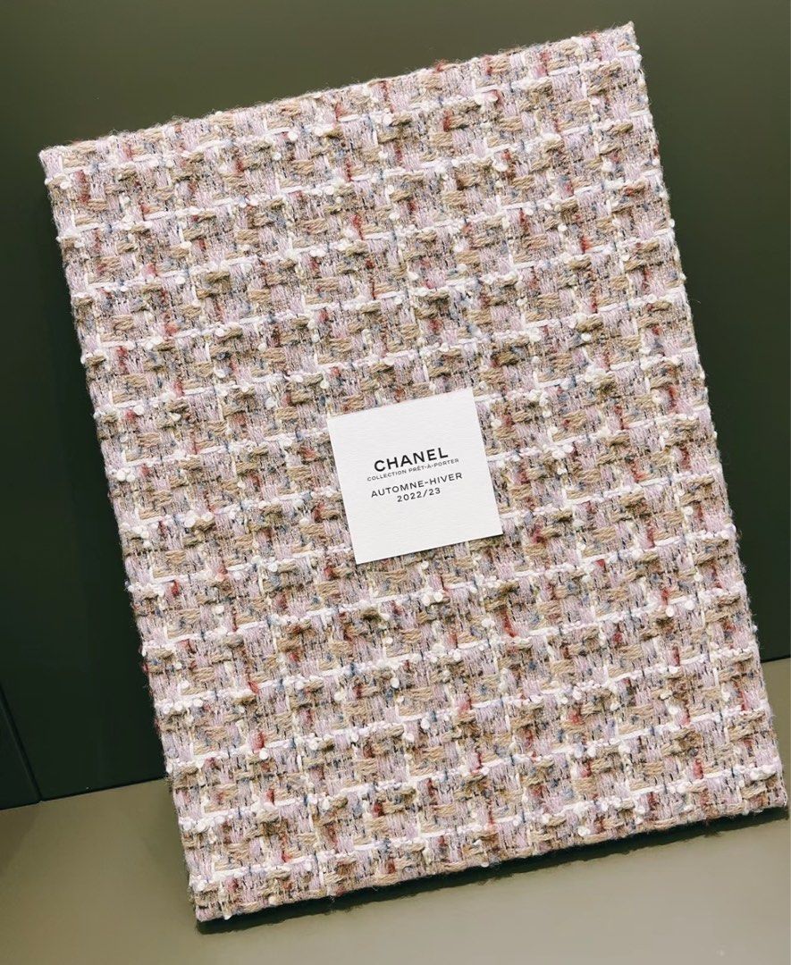 Chanel VIP Fashion Show Invitation Card Gift Box, Women's Fashion, Bags ...