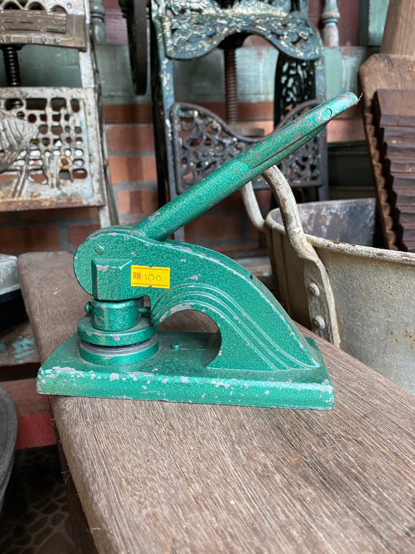 Cop Lama Antik, Furniture & Home Living, Home Decor, Other Home Decor ...