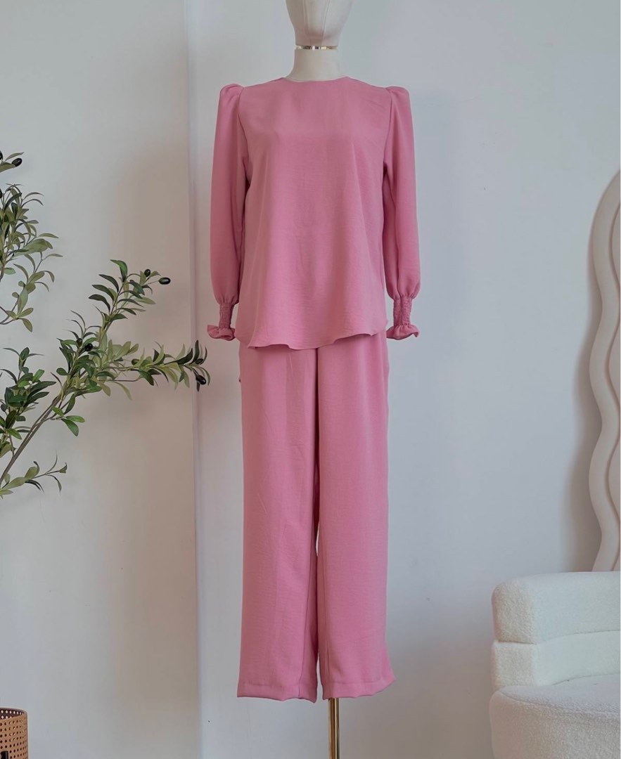 DEWI DIARY KYLIE SET, Men's Fashion, Tops & Sets, Sets & Coordinates on ...