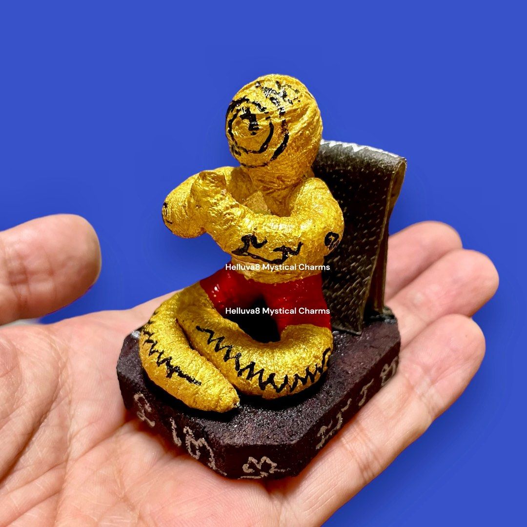 Hoon Payon Bodyguard, LP Kaew Wat Kaeng Dinsor, Prachin Buri Province ...