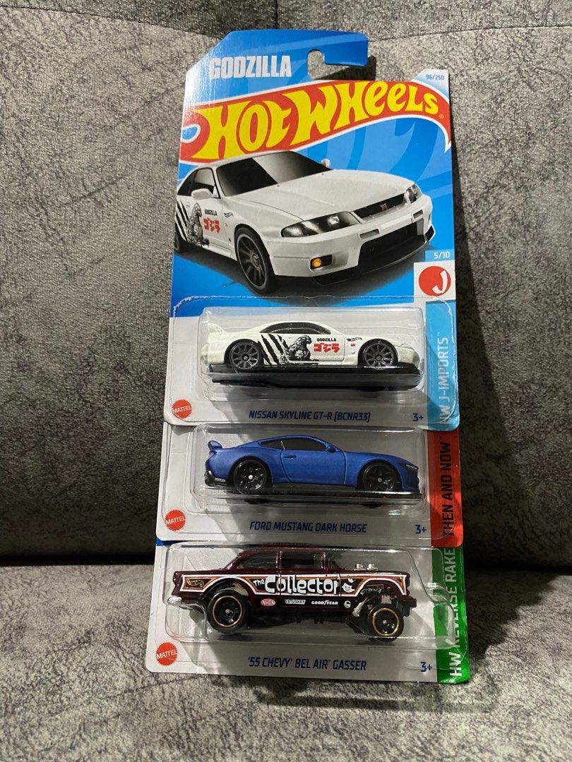 Hot Wheels Nissan Skyline R33 Godzilla White, Hobbies & Toys, Toys ...