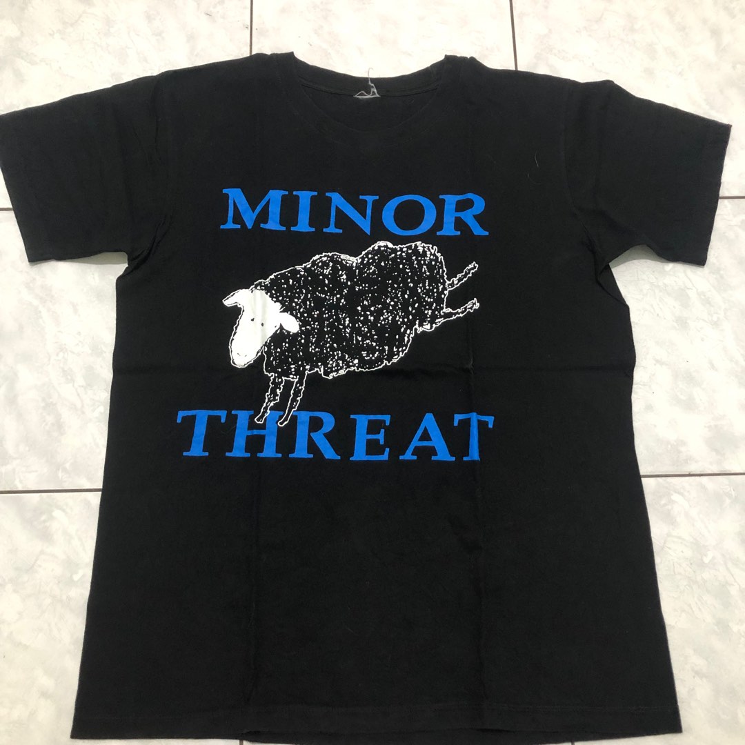 Kaos Band Tshirt Merch Minor Threat Hitam size L original, Fesyen Pria ...