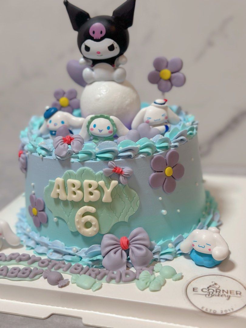 Kuromi design cake, Food & Drinks, Homemade Bakes on Carousell