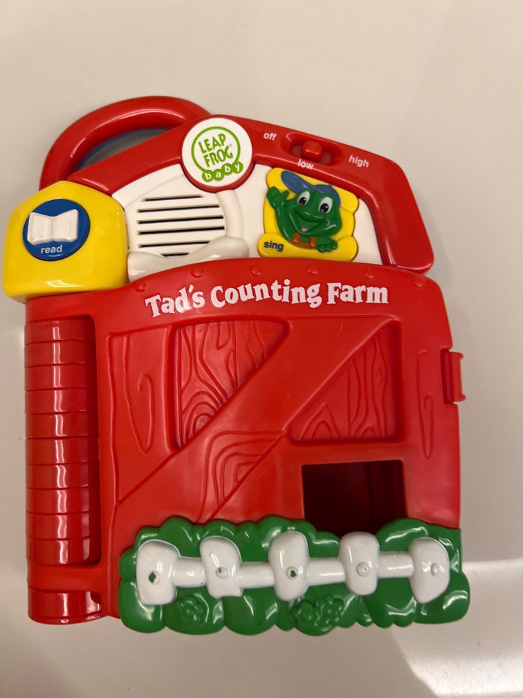 Leapfrog counting farm book, Hobbies & Toys, Toys & Games on Carousell