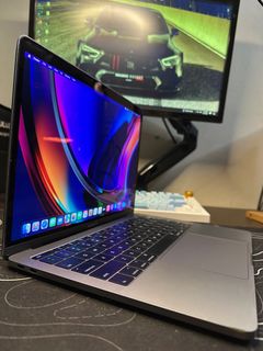 Macbook Pro 13" 2015 256gb genuine Apple SSD, Retina Display Screen ...