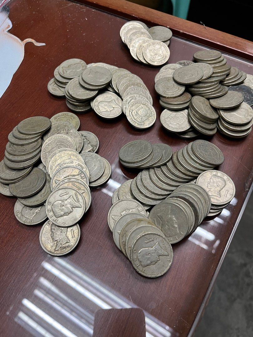 Malaki 1 Piso Jose Rizal big large coin 1972 1974 collectible lot ...