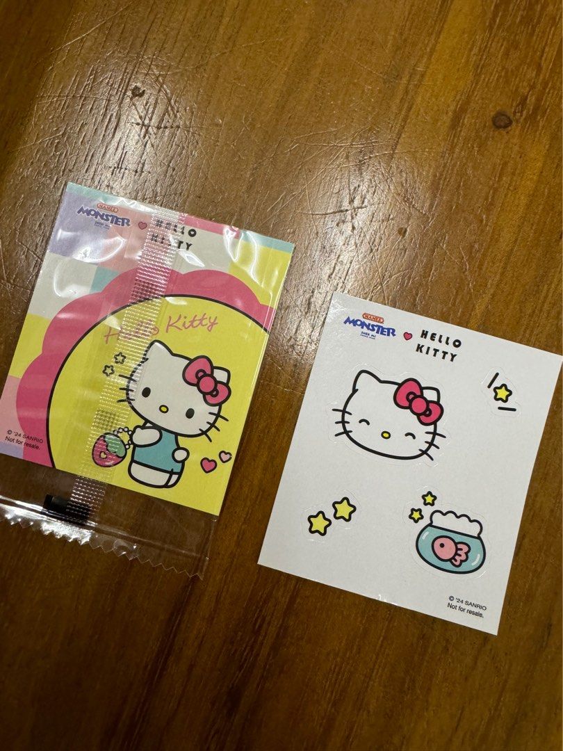 Mamee x Hello kitty card & stickers (2 sets), Hobbies & Toys ...